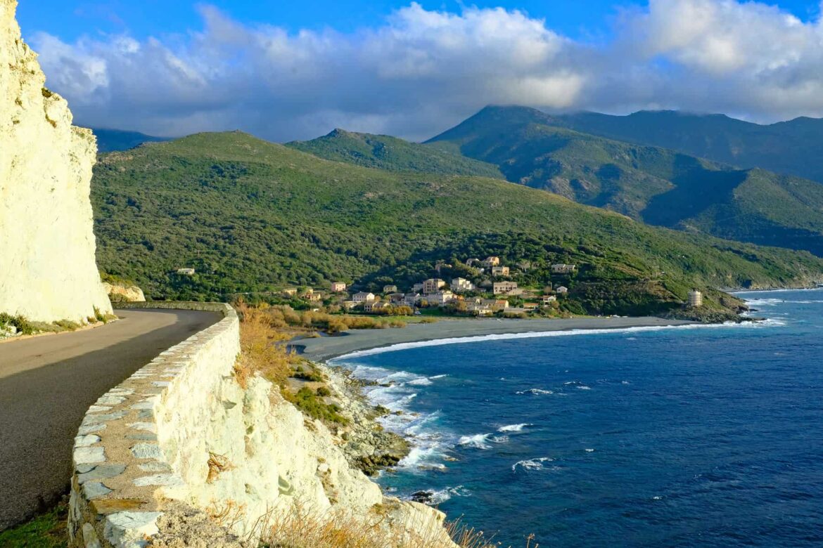 CORSICA – 30 ESSENTIAL FACTS