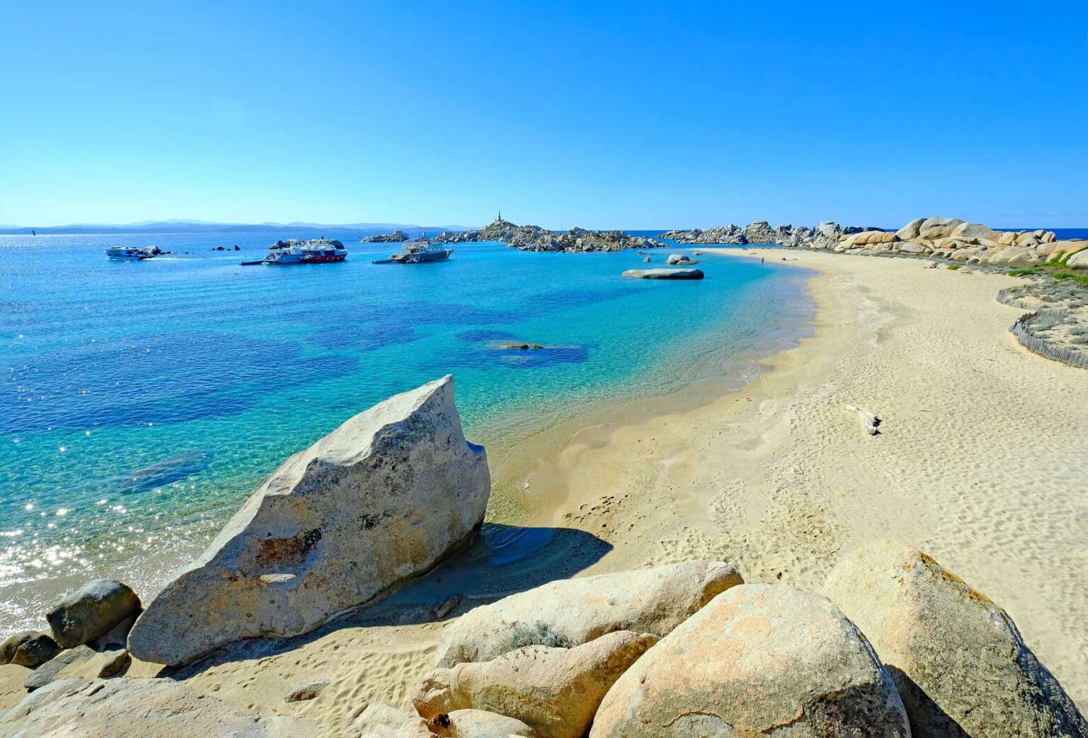 ILES LAVEZZI – ESCAPE TO PARADISE IN CORSICA