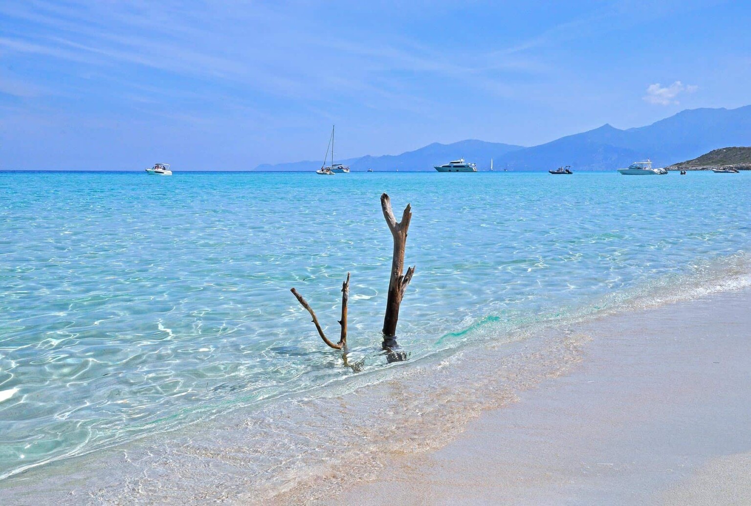 WHAT TO SEE AND DO IN SAINT FLORENT – A CHIC CORSICAN GETAWAY